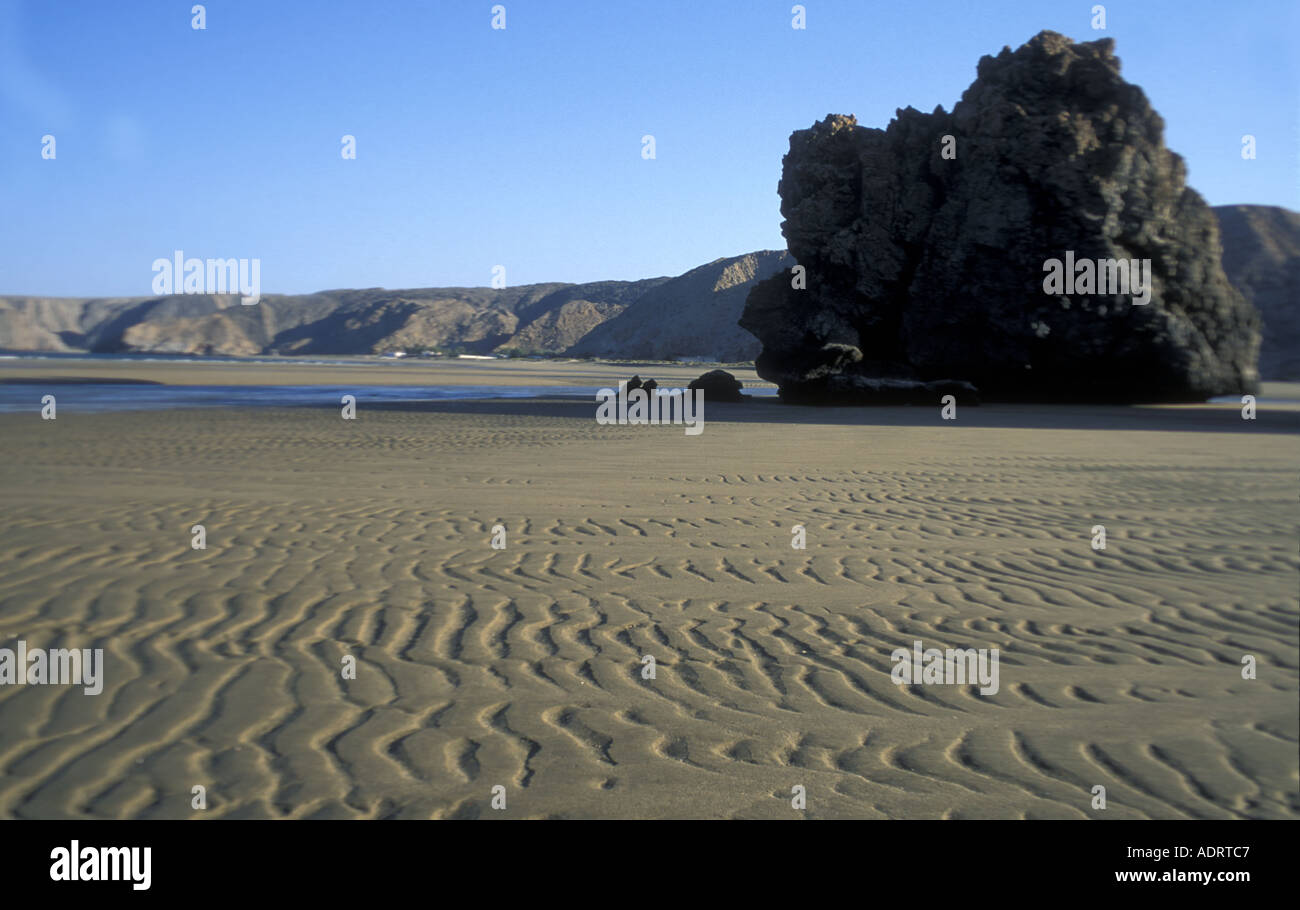 OMAN the beach at Yiti village south of Muscat ebb tide Stock Photo - Alamy