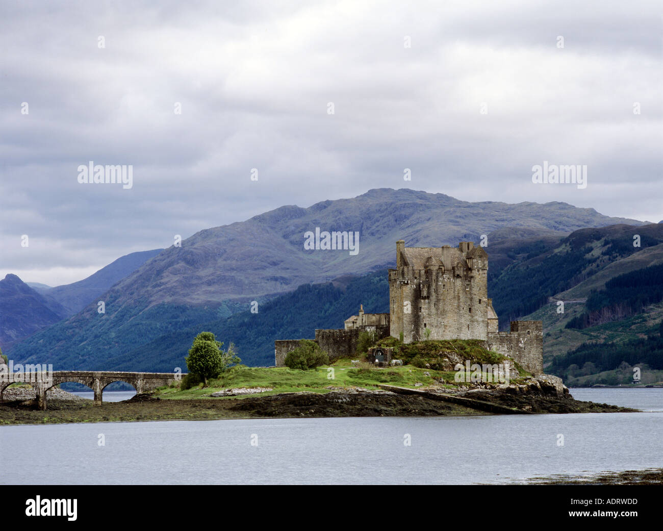 Highlander movie hi-res stock photography and images - Alamy