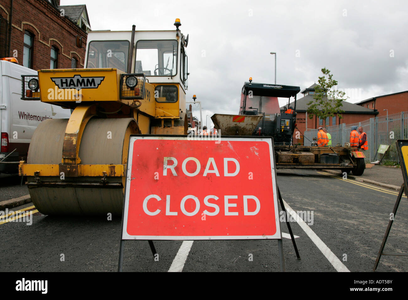 Road Resurfacing High Resolution Stock Photography and Images - Alamy