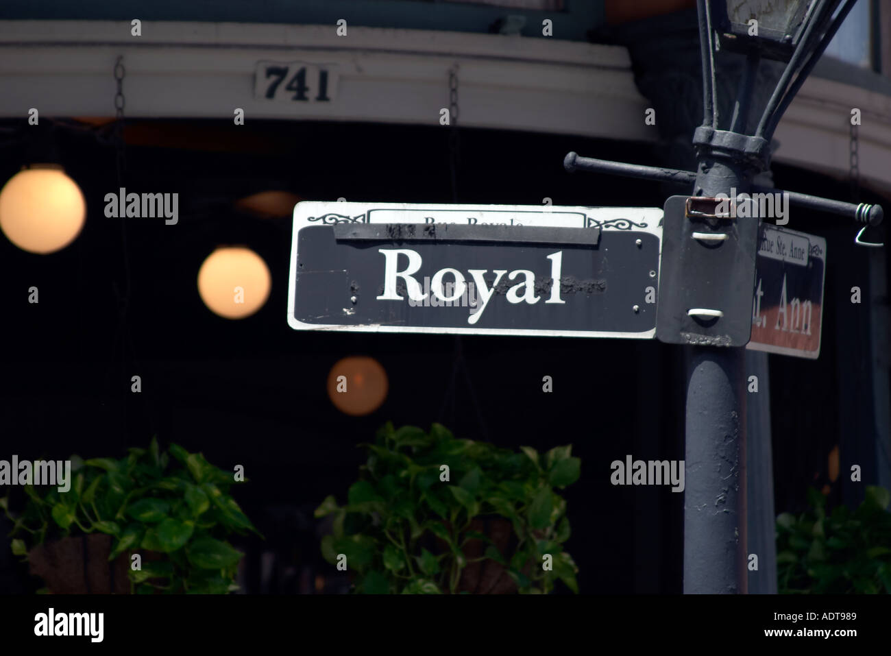 Royal street sign hi-res stock photography and images - Alamy