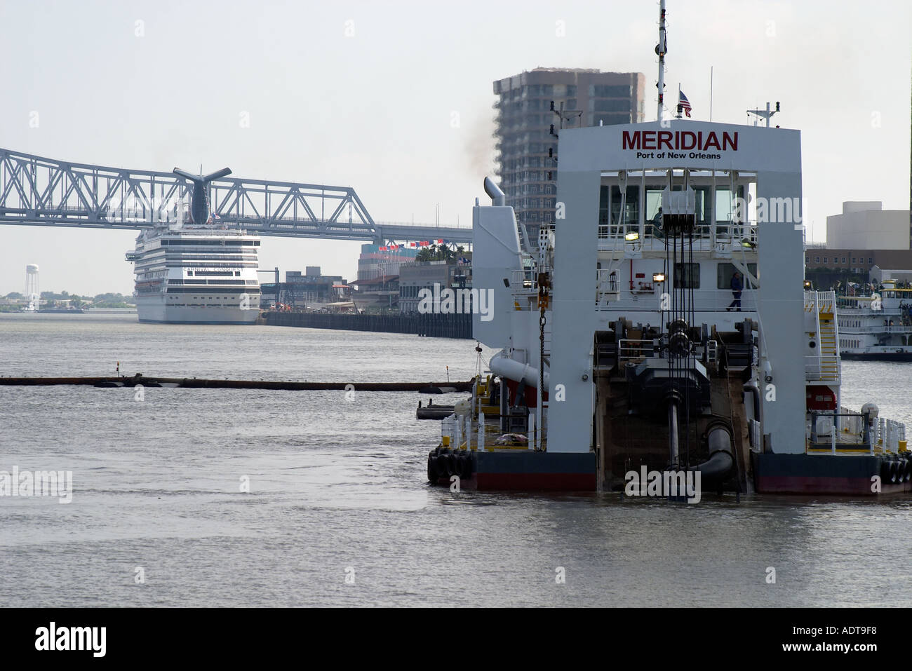 Mississippi dredging hi-res stock photography and images - Alamy
