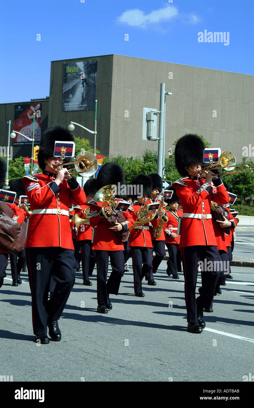 Marching soliders hi-res stock photography and images - Alamy