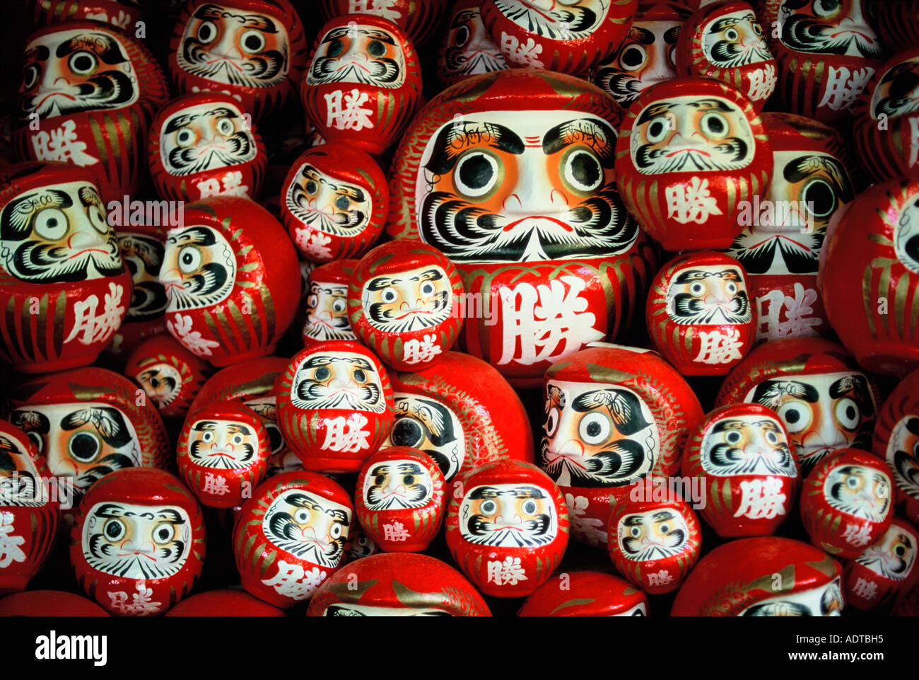 Katsuo-ji Temple Daruma Dolls near Minoh Osaka Japan Stock Photo - Alamy