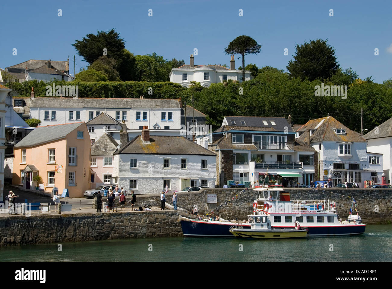 St Mawes harbour river trip boat & Falmouth to Trelissick Ferry arrives ...