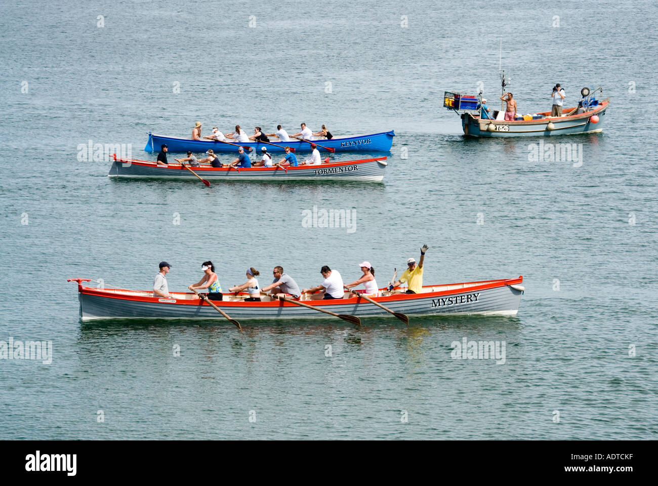 Mixed female male crew hi-res stock photography and images - Alamy