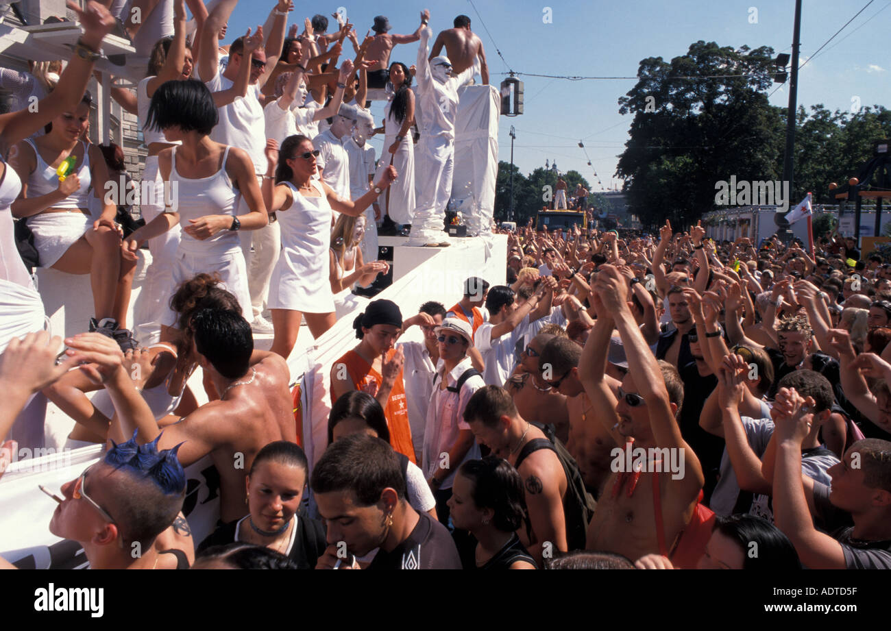 Freeparty hi-res stock photography and images - Alamy