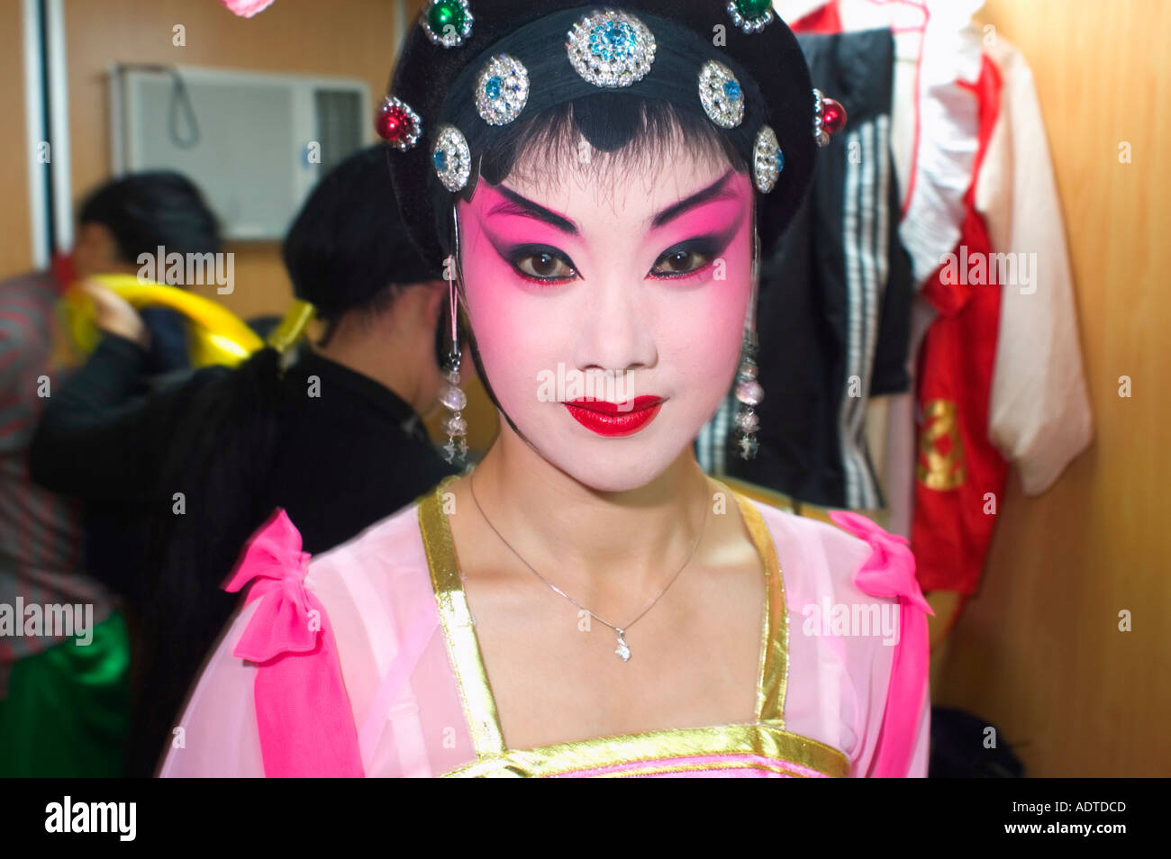 Chinese Folk Arts Performance Troupe members prepare for their ...