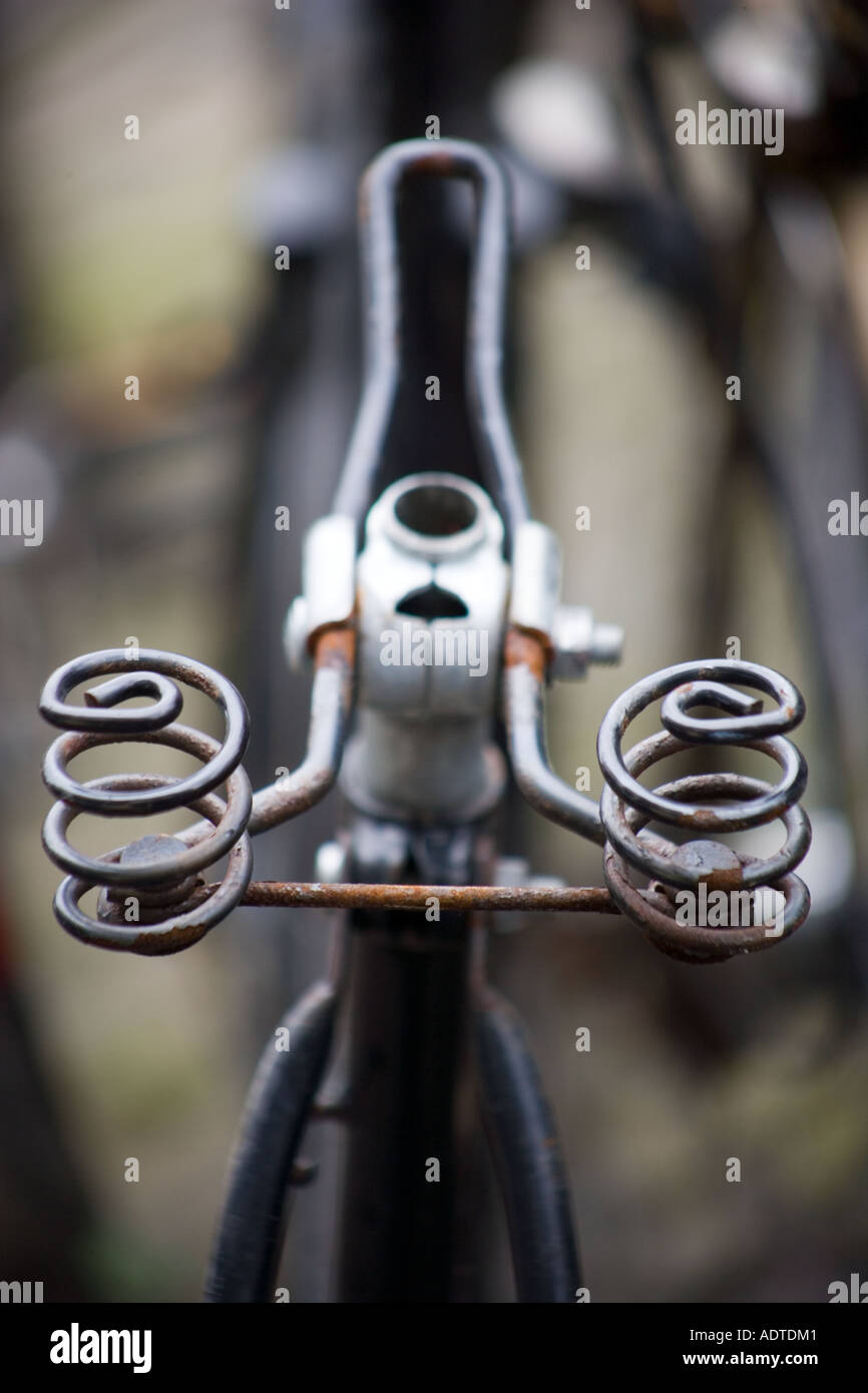 Bicycle seat springs cycle hi-res stock photography and images - Alamy