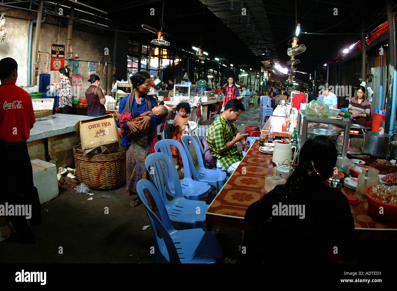 Cambodia Phnom Penh Russian Market Stock Photo - Alamy