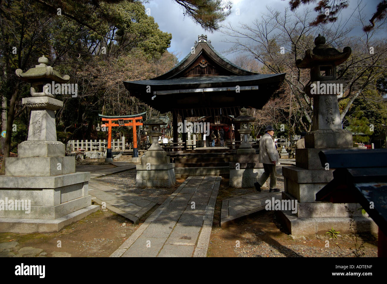 Temple pillars hi-res stock photography and images - Alamy