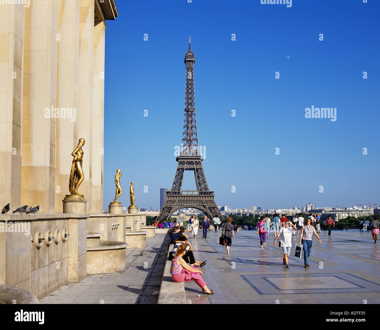 Eiffel tower view from Palais de Chaillot Paris France Stock Photo - Alamy