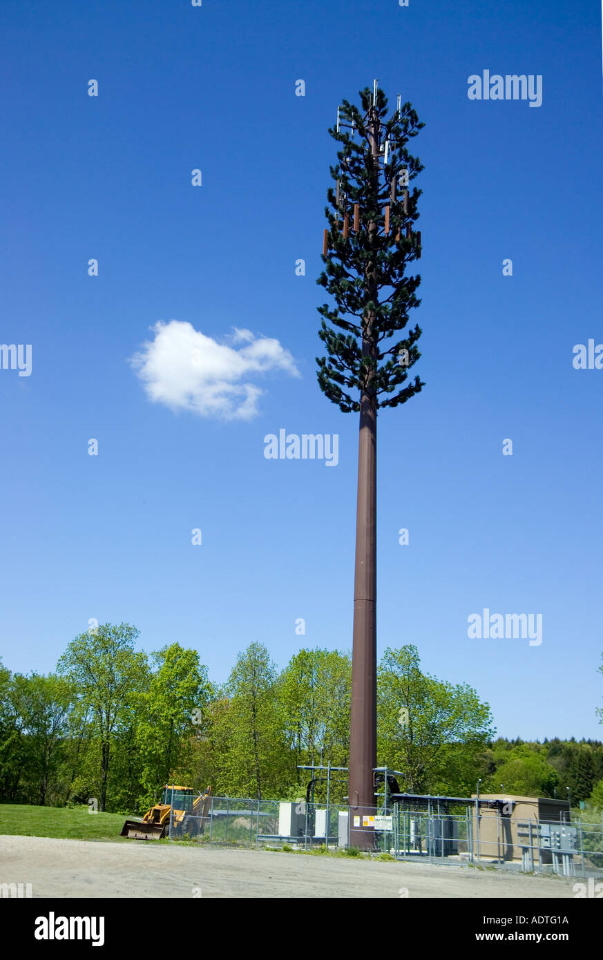 Cell Phone Tree Tower Stock Photo - Alamy