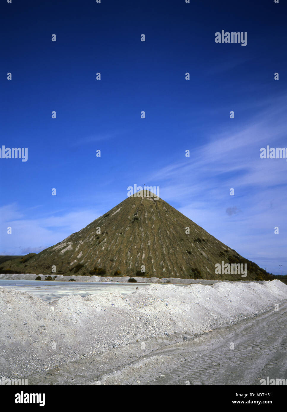 Pyramid tip hi-res stock photography and images - Alamy
