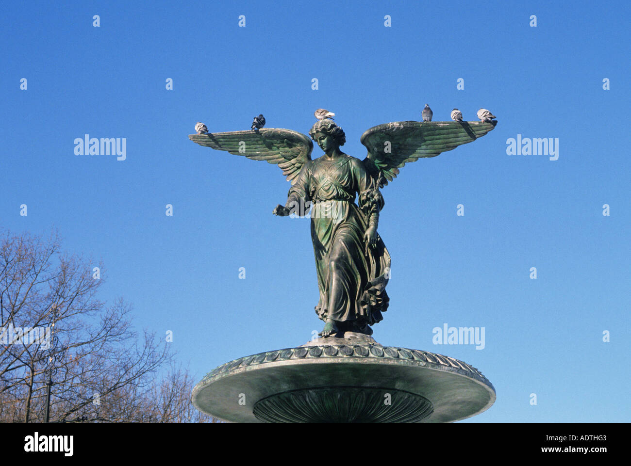 Bethesda Fountain in Central Park. Angel of the Waters on Bethesda ...