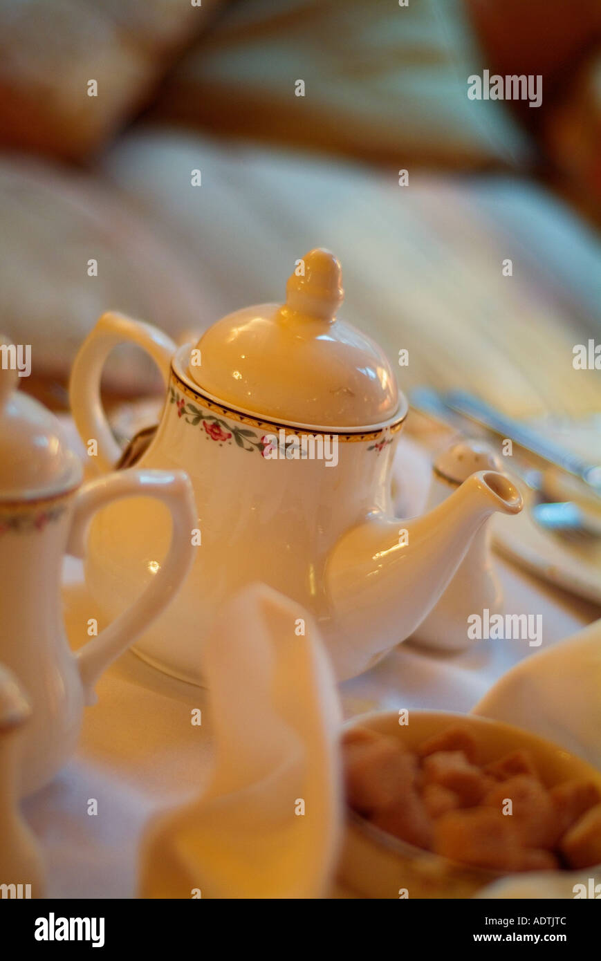 Lunch tea london hi-res stock photography and images - Alamy