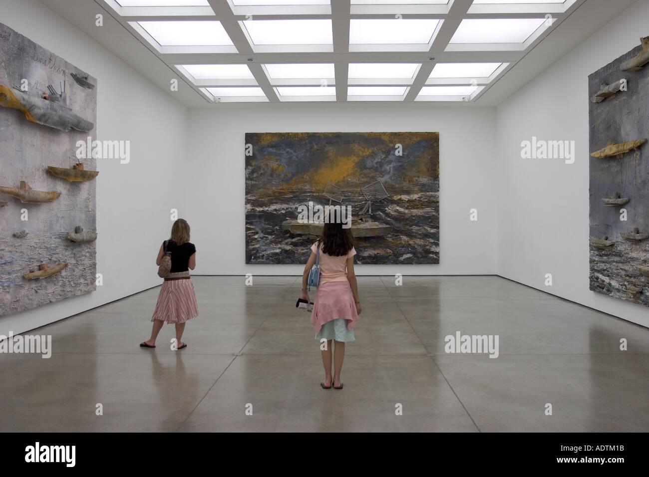 The White Cube Gallery Hoxton London Stock Photo - Alamy