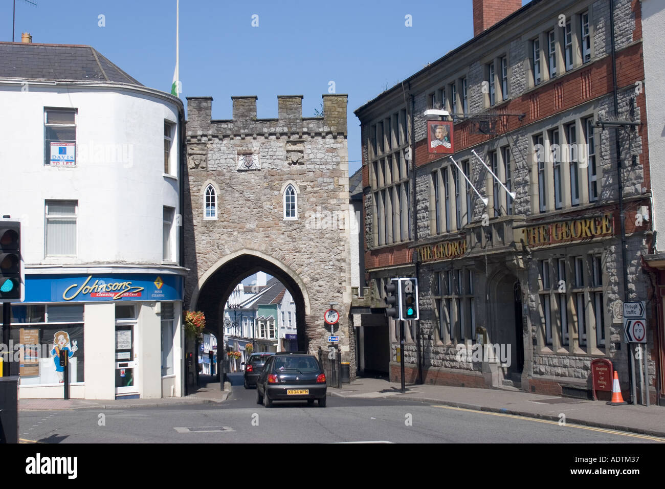 Chepstow town gate hi-res stock photography and images - Alamy