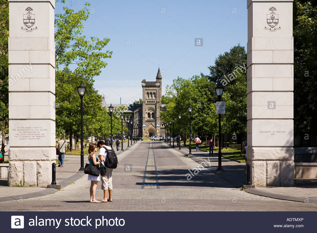 University Entrance Gate Stock Photos & University Entrance Gate Stock ...