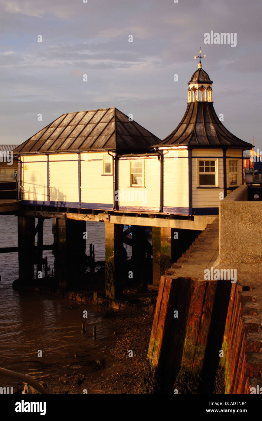 Wooden victorian ticket office hi-res stock photography and images - Alamy