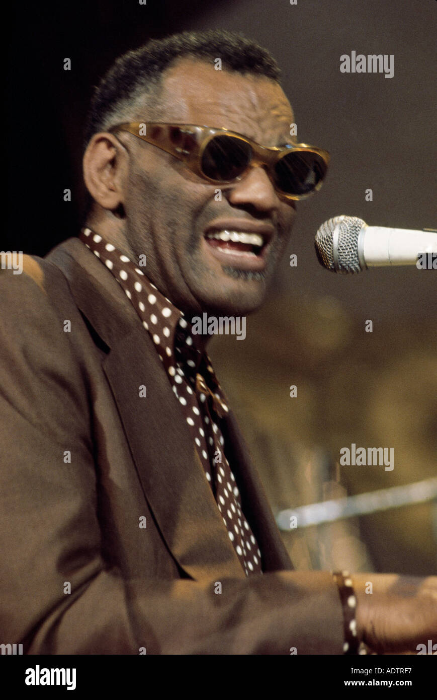 Ray charles us jazz musician hi-res stock photography and images - Alamy