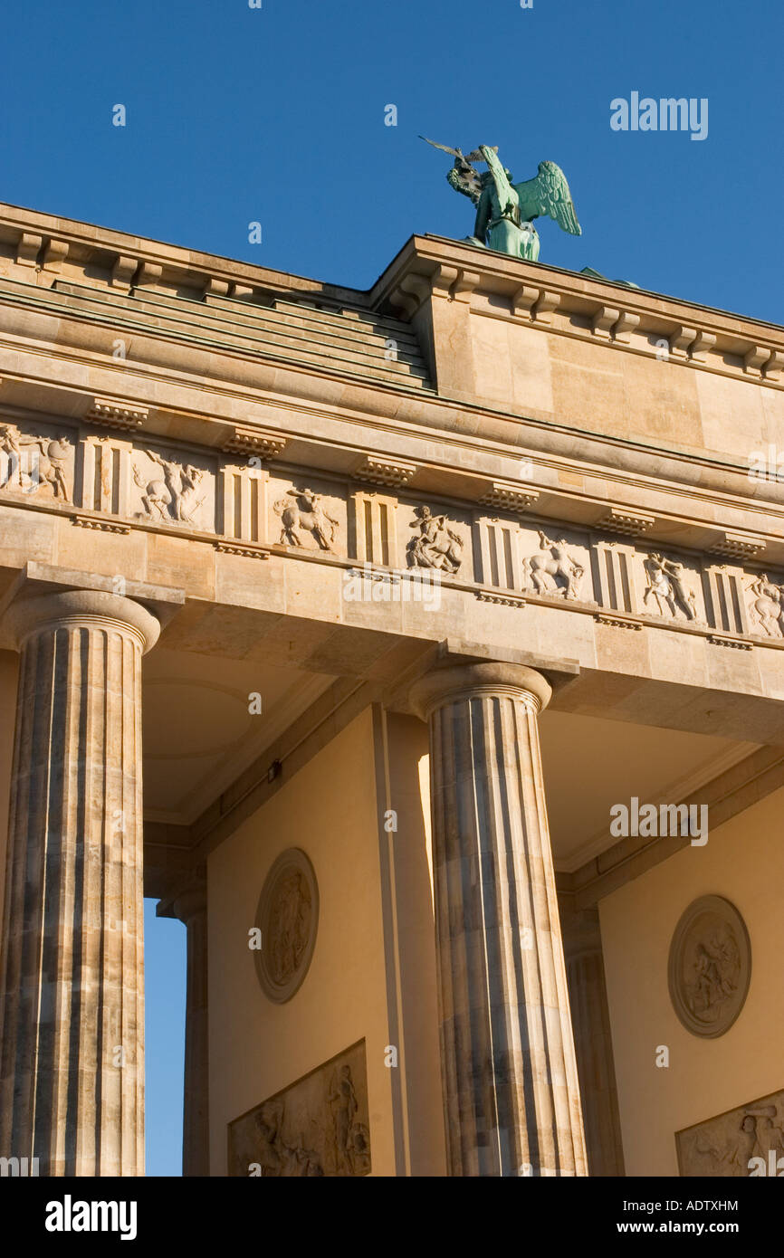 Brandenburger Tor in Berlin Germany November 2005 Stock Photo - Alamy
