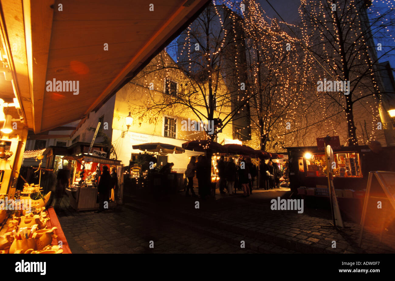 Christmas market at Spittelberg Vienna Stock Photo - Alamy