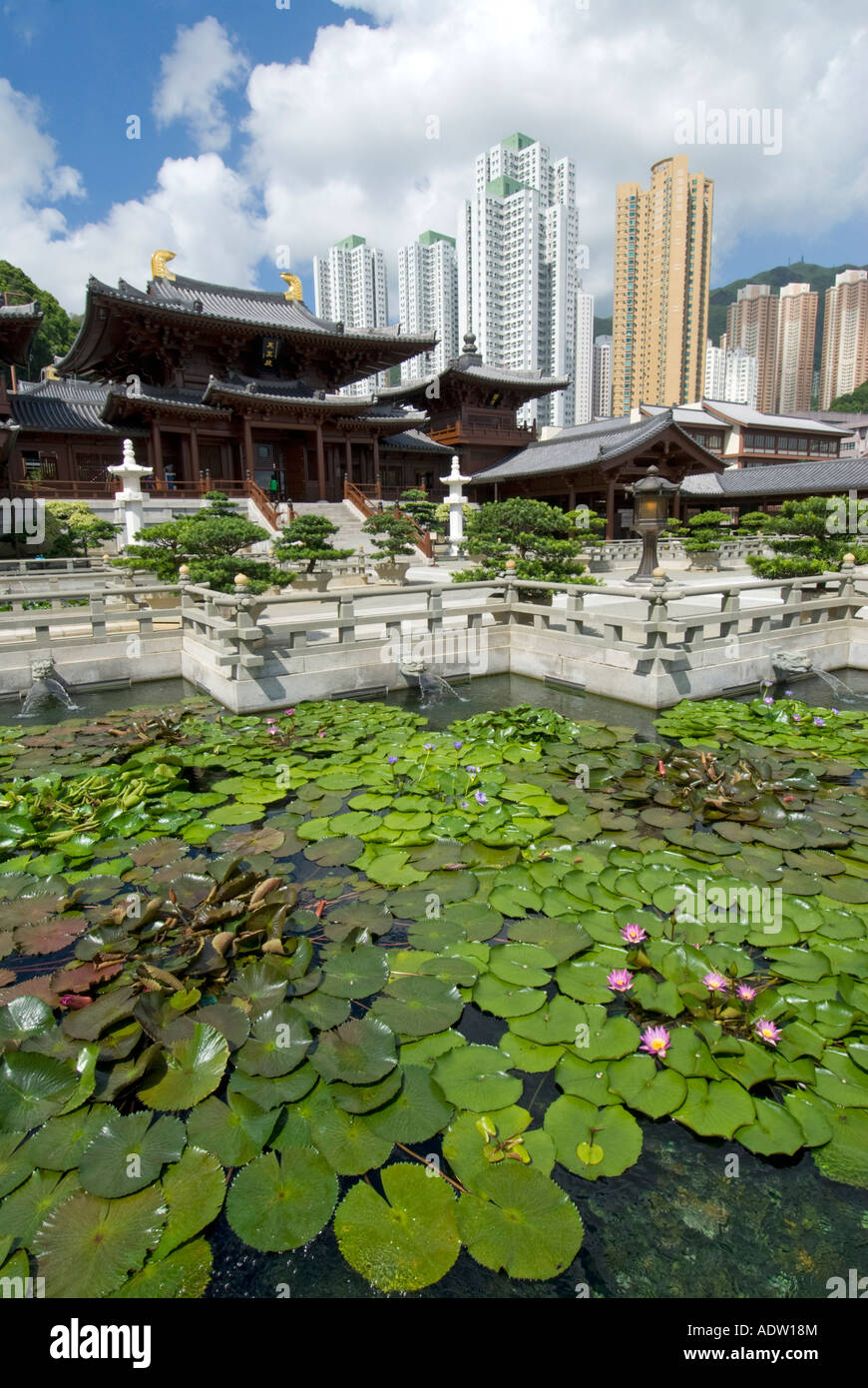 Kong lin hi-res stock photography and images - Alamy