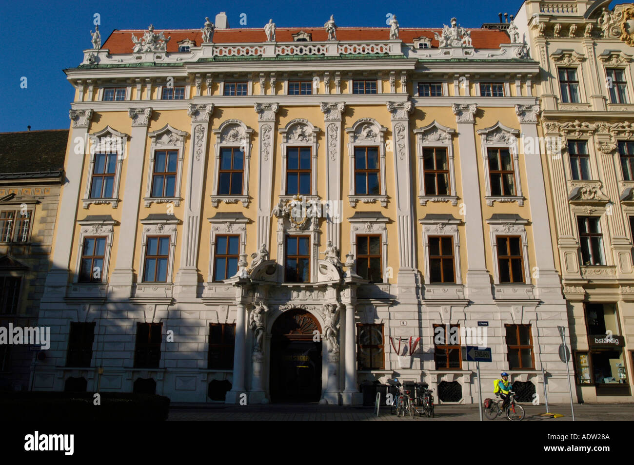 House of kinsky hi-res stock photography and images - Alamy