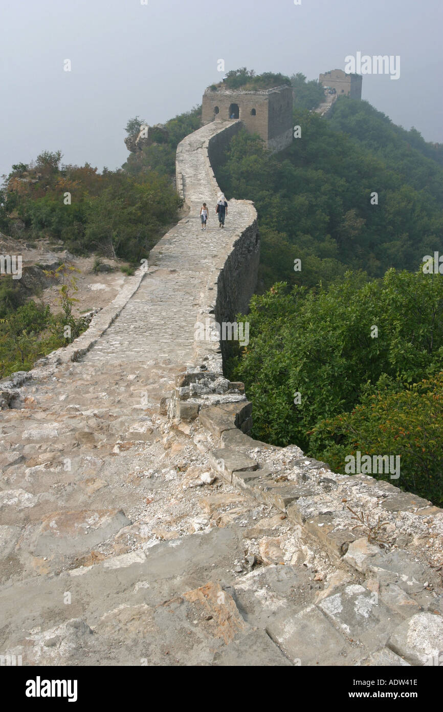 The Great Wall of China stretches into the distance at Simitai China 3 ...