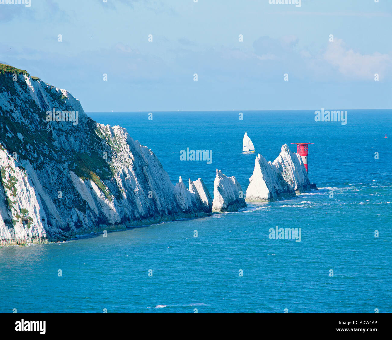 Yacht sailing needles lighthouse hi-res stock photography and images ...