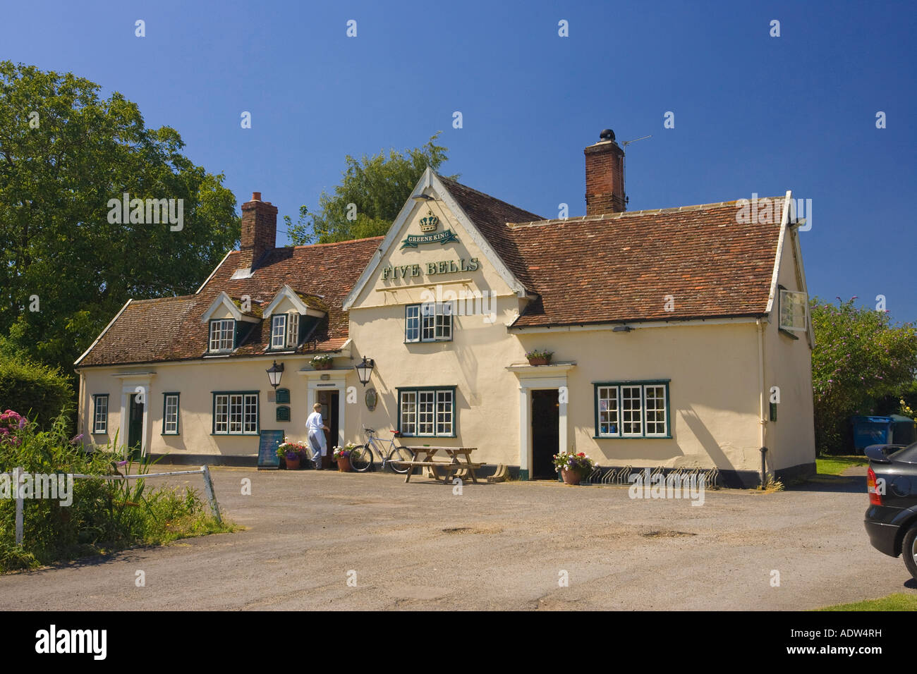 Five bells hi-res stock photography and images - Alamy