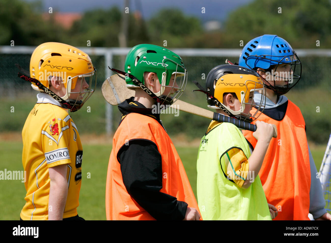 Children playing gaelic sport hurling hi-res stock photography and ...