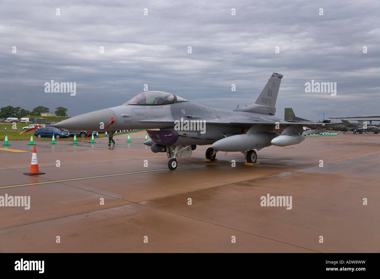 USA Air Force General Dynamics F 16CG Night Falcon 401 Stock Photo - Alamy