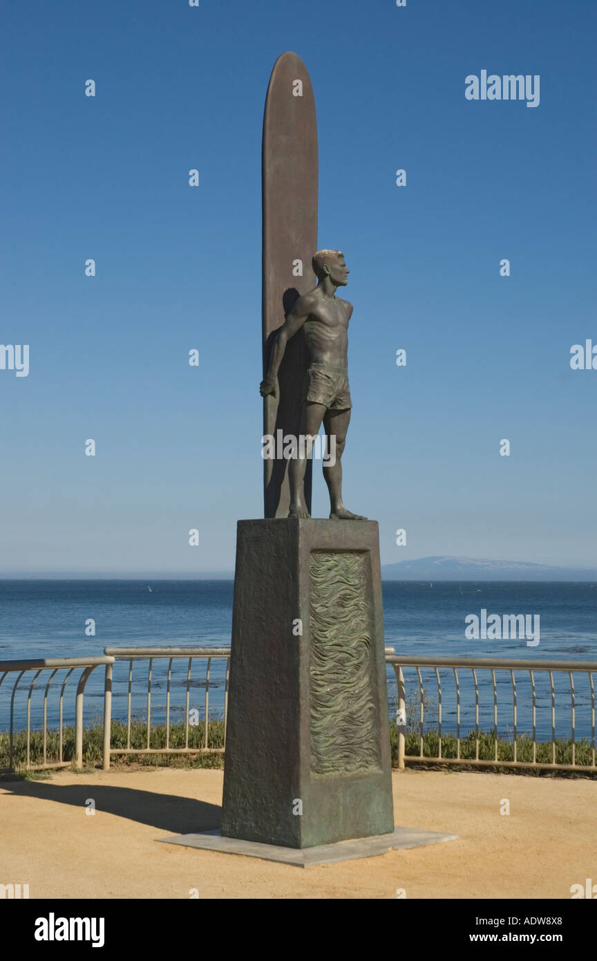 Surfer surfboard statue sculpture hi-res stock photography and images ...