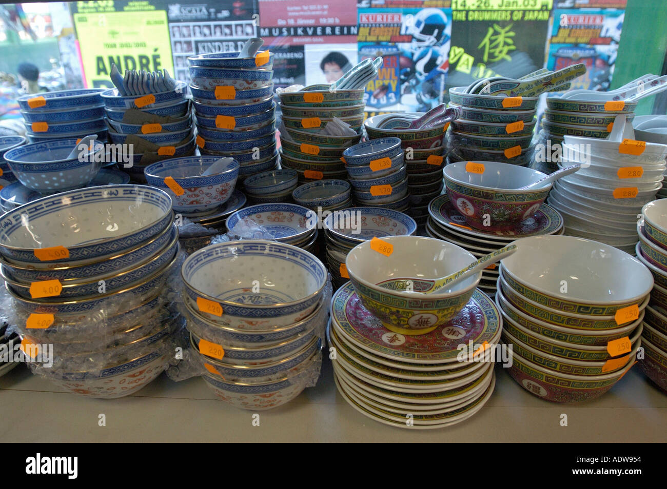 Asia shop at Naschmarkt Stock Photo - Alamy