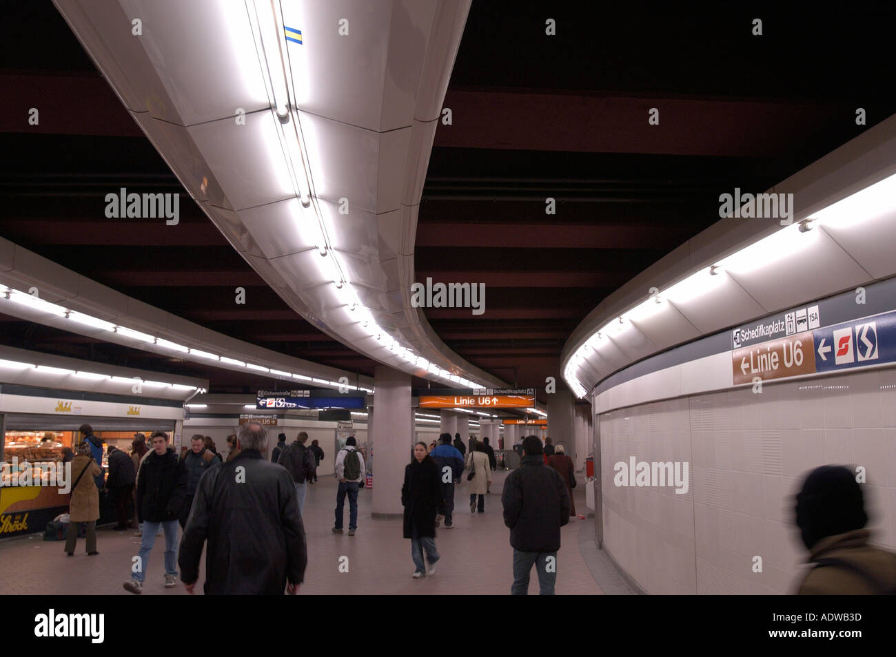 Transportion Publicly Stock Photos & Transportion Publicly Stock Images ...