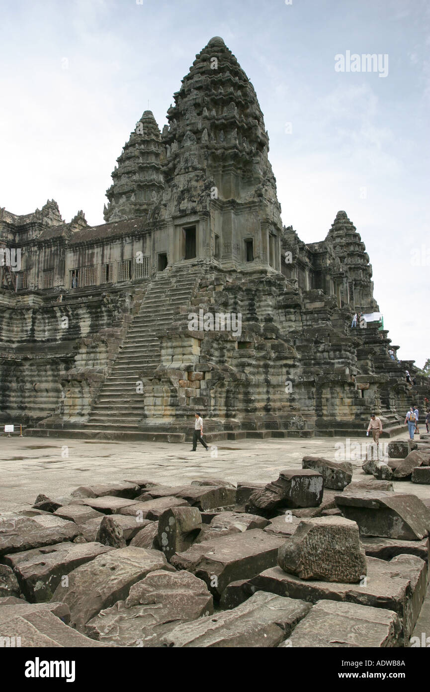 Tourists add scale to world famous Angkor Wat temple in Cambodia during ...