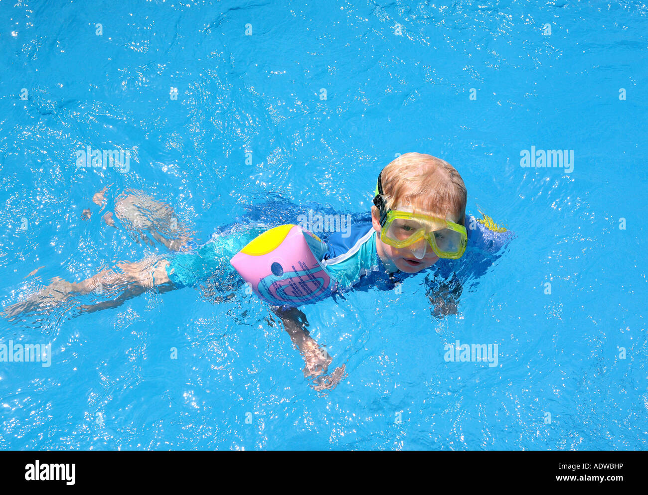 Ultra violet children hi-res stock photography and images - Alamy