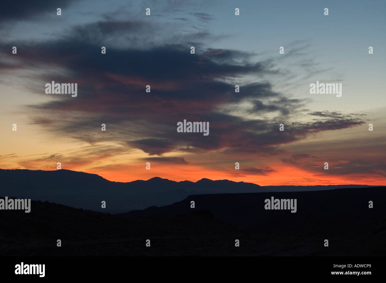Nevada Valley of Fire State Park sunrise Stock Photo - Alamy