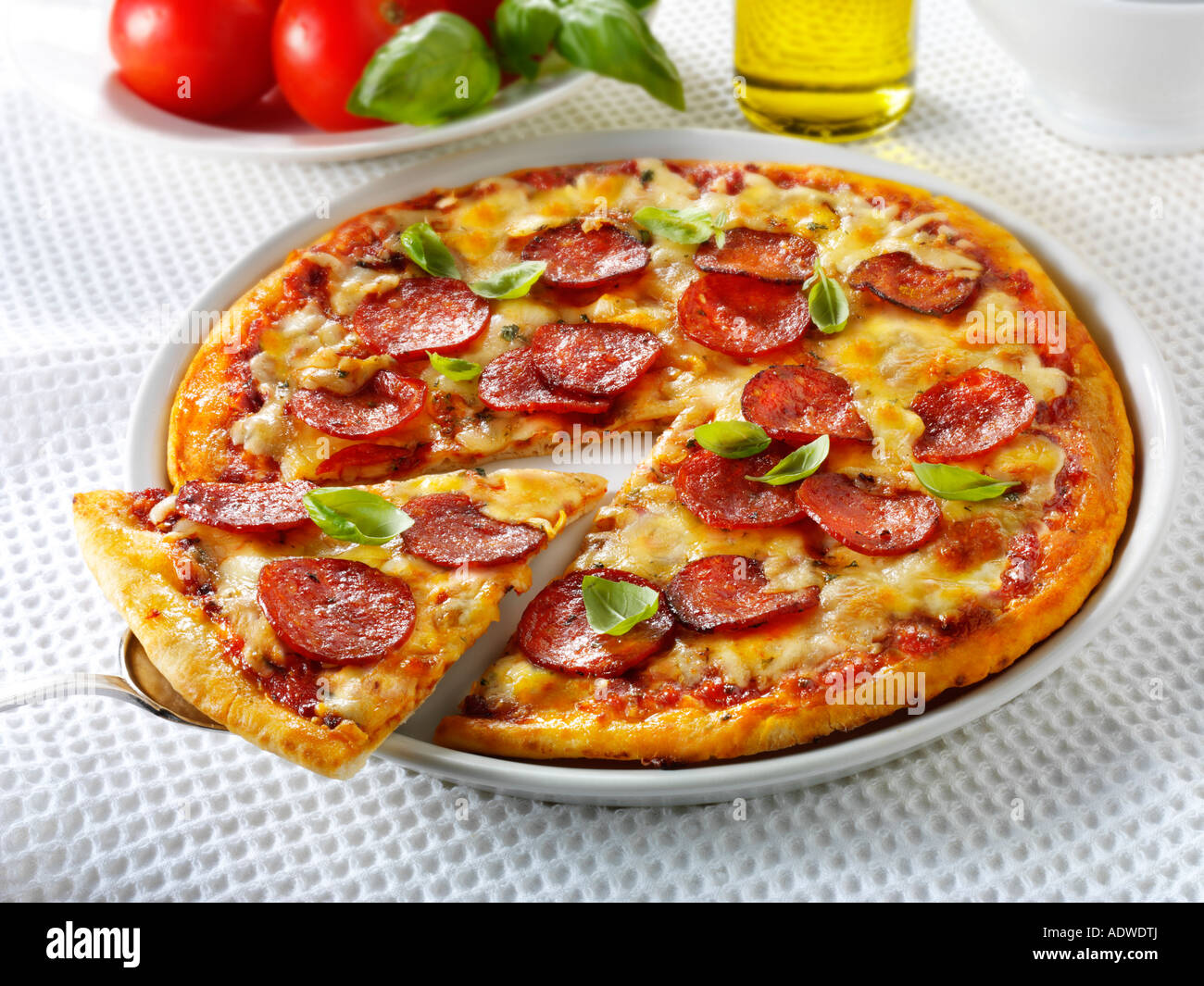 Pepperoni pizza hi-res stock photography and images - Alamy