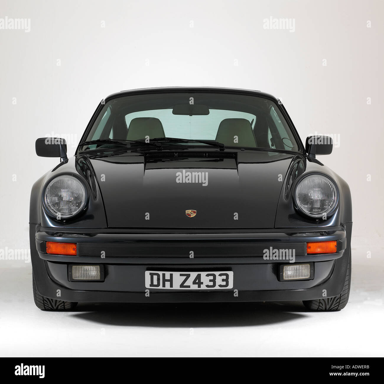 Porsche 930 turbo hi-res stock photography and images - Alamy
