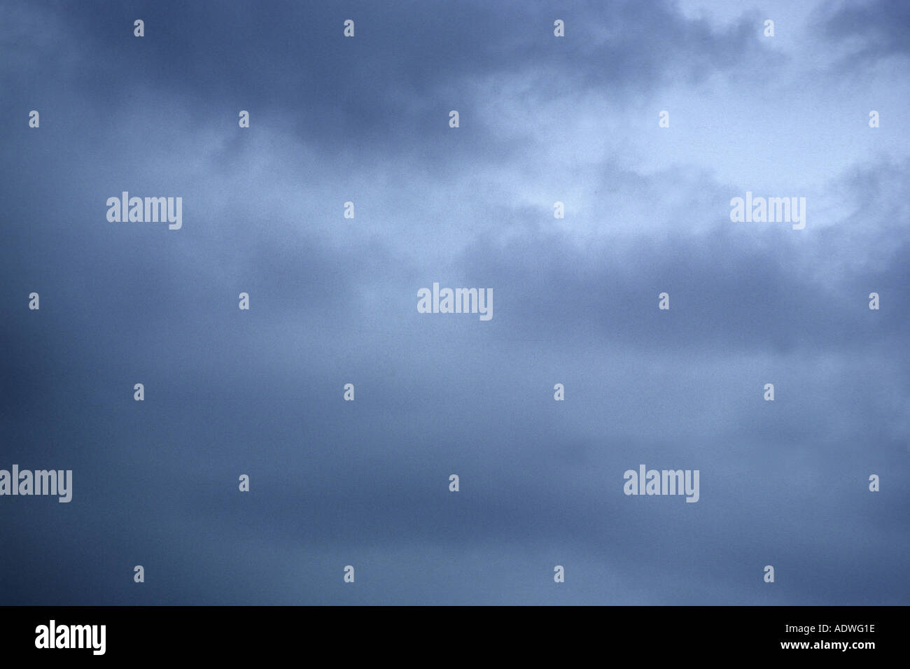 Stratus Cloud Grey sky Stock Photo - Alamy