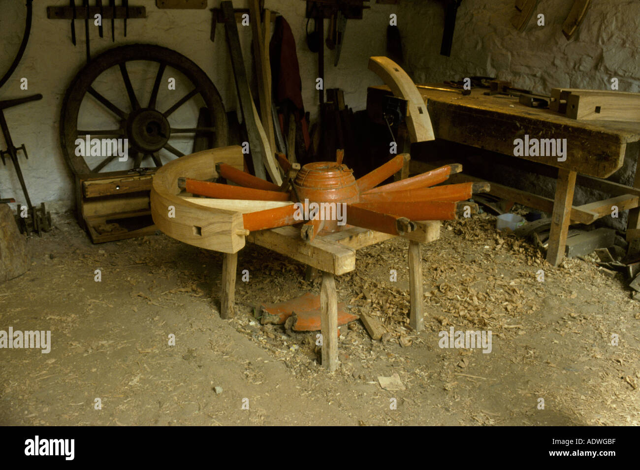 Wheelwright workshop hi-res stock photography and images - Alamy