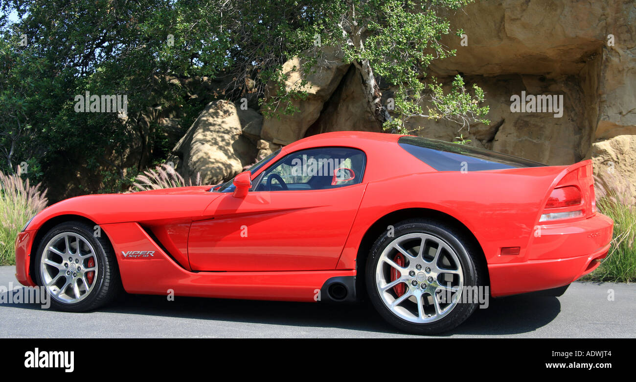 Viper v10 hi-res stock photography and images - Alamy
