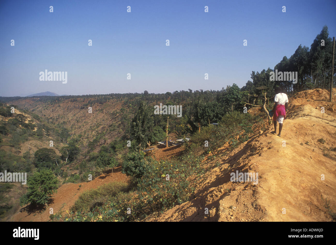 Woman meru tribe kenya hi-res stock photography and images - Alamy