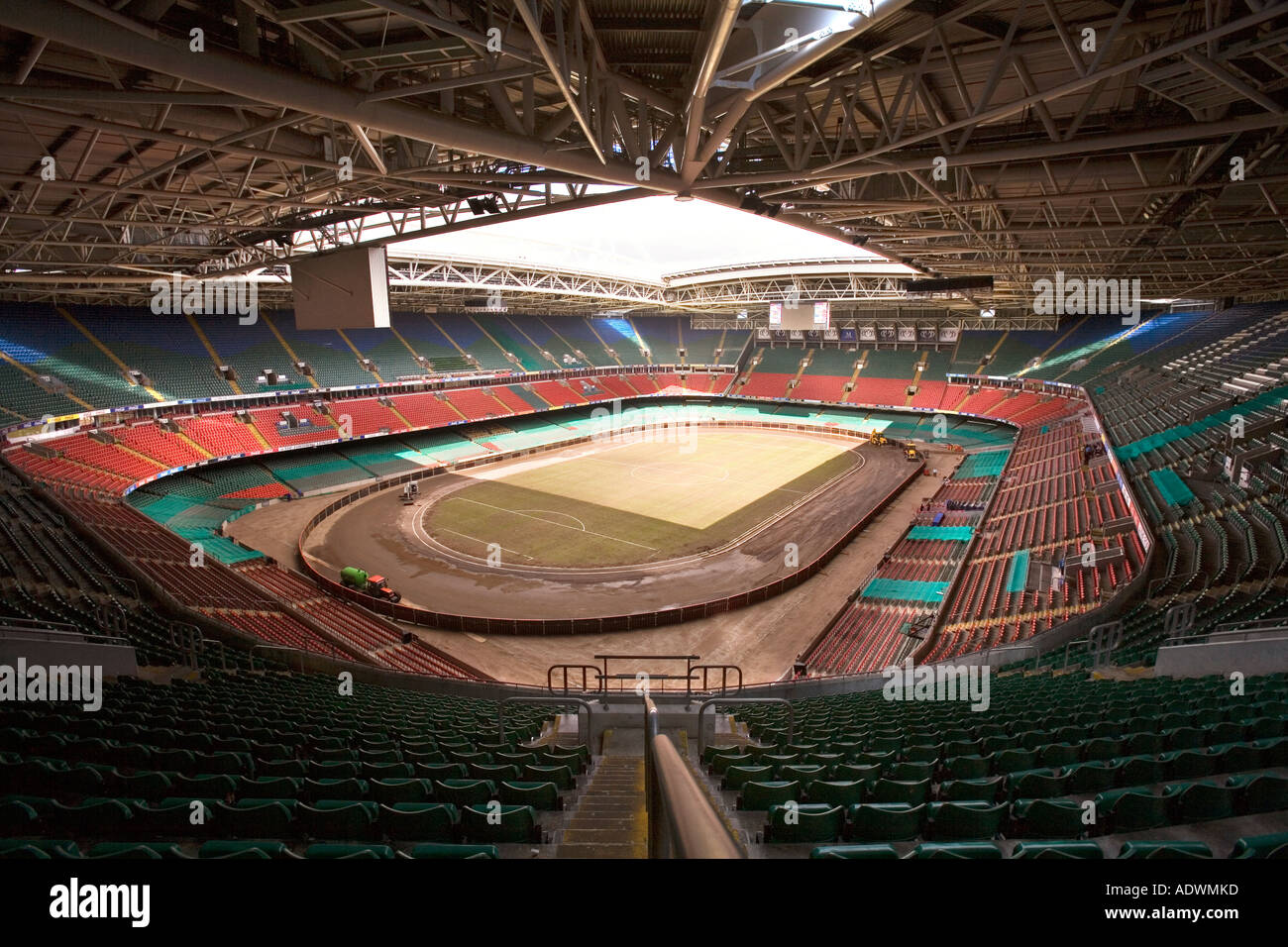 Cardiff millennium stadium inside hi-res stock photography and images ...