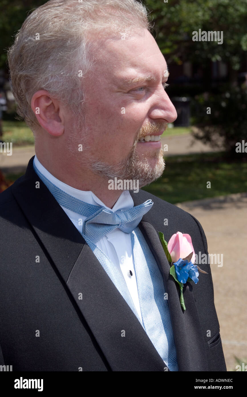 Bride waiting bridegroom hi-res stock photography and images - Alamy