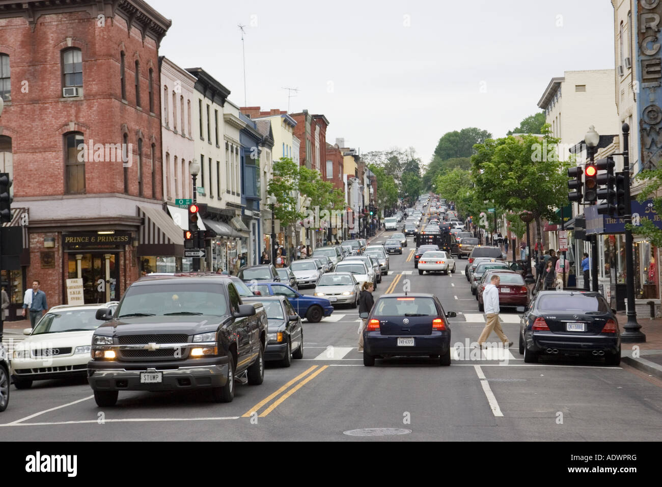 Busy street in Georgetown Washington DC USA Stock Photo - Alamy