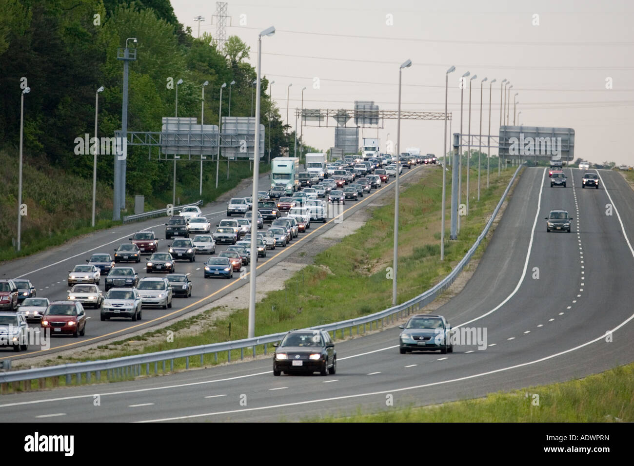 Traffic on freeway outskirts of Washington DC USA Stock Photo - Alamy
