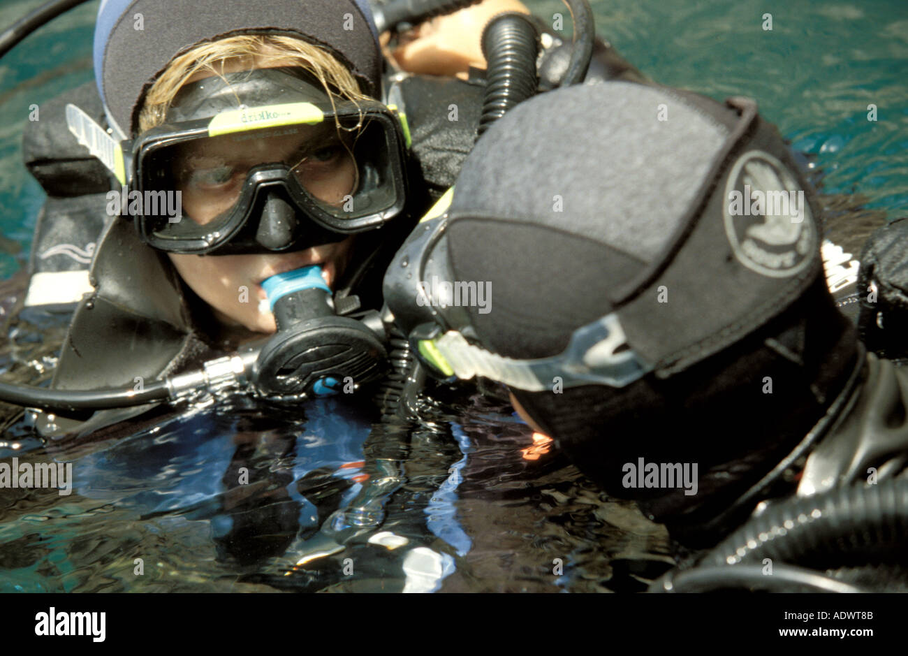 Diving class hi-res stock photography and images - Alamy